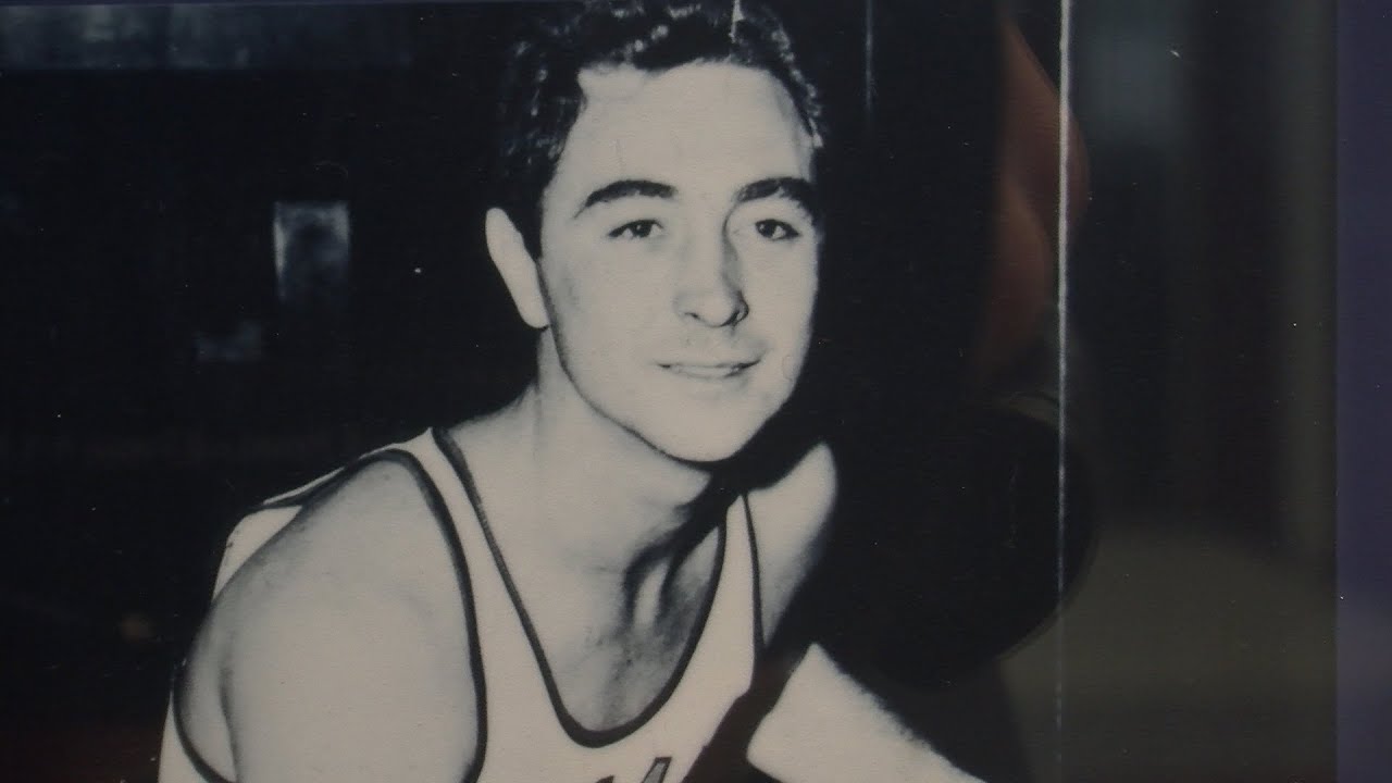 Bobby Wanzer - Basketball Hall of Famer: Net Worth, Detailed Information - CollegeNetWorth.com