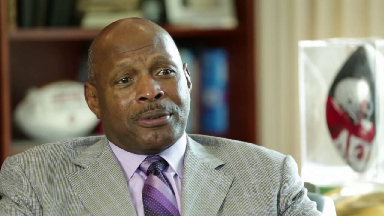 Archie Griffin - Football Hall of Famer: Net Worth, Detailed Information - CollegeNetWorth.com