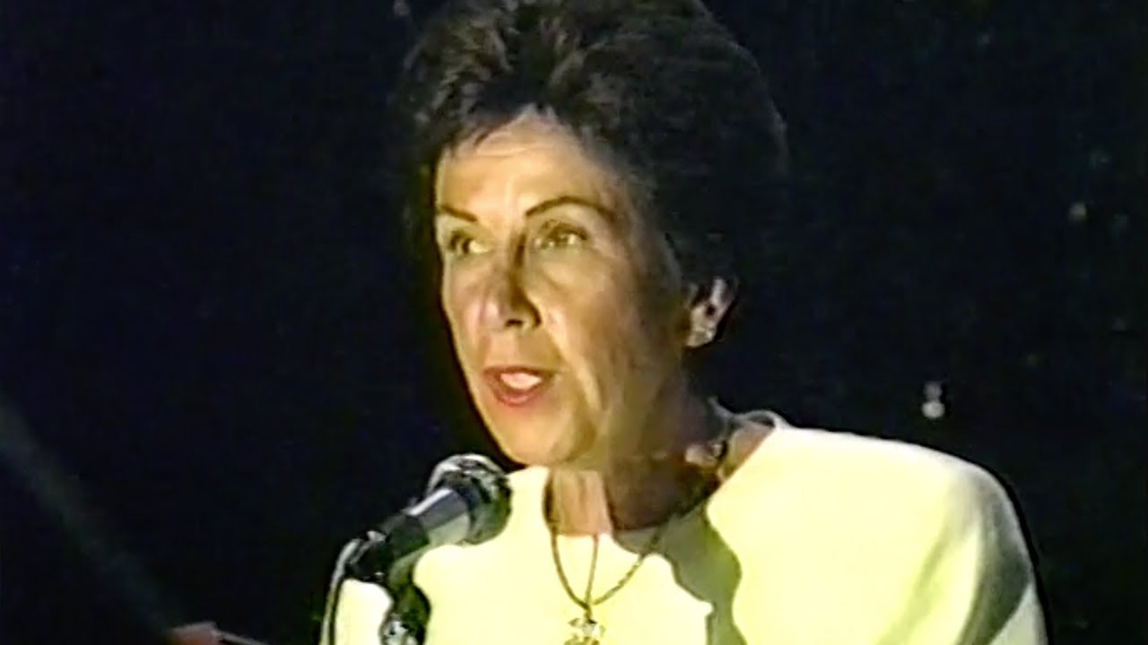 Maria Bueno - Tennis Player Net Worth, Contract, Detailed Information ...