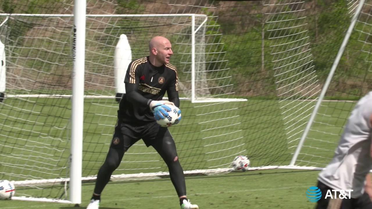 Brad Guzan MLS - Net Worth, Contract, Detailed Information ...